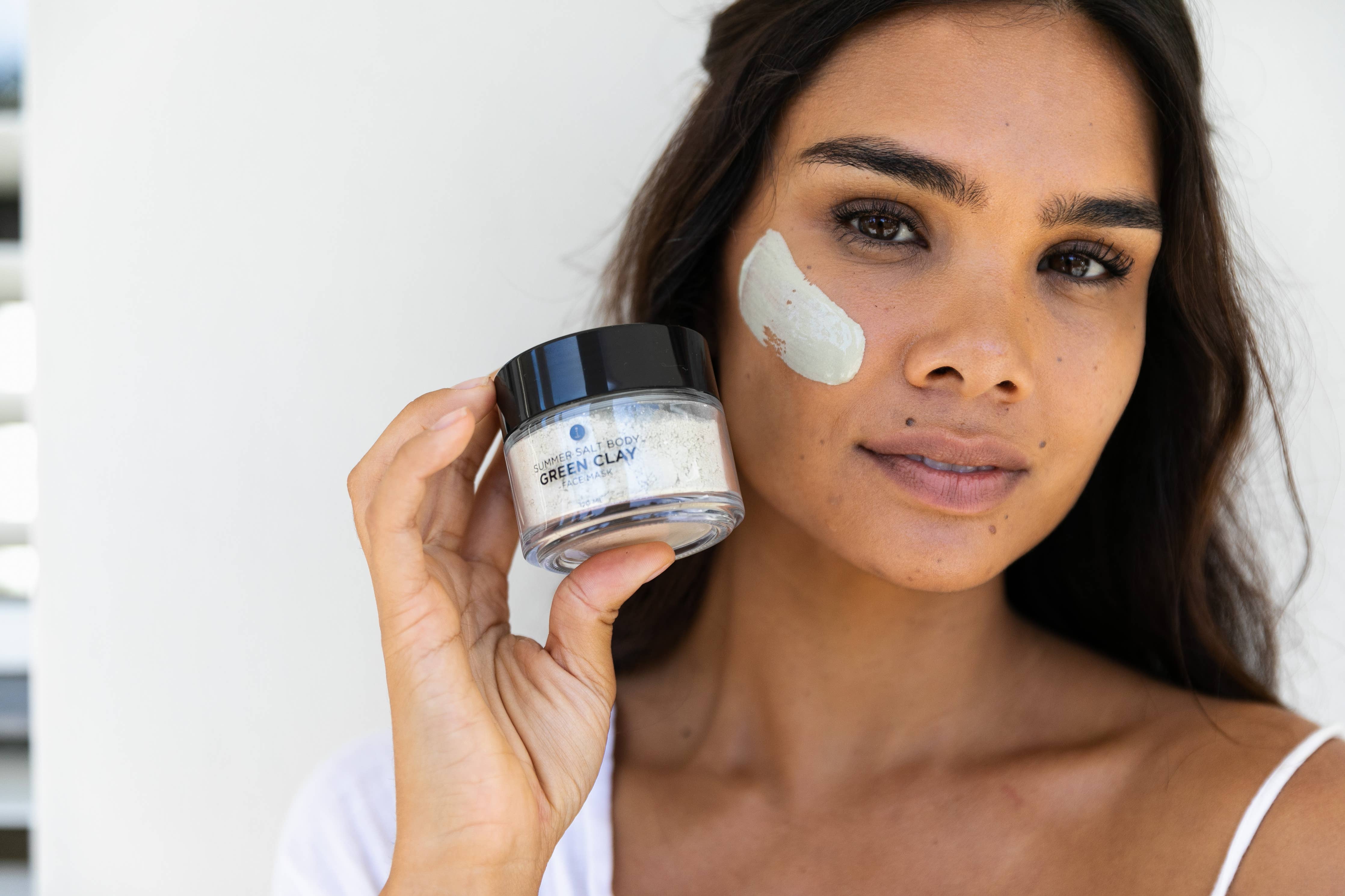 White Clay Mask – Chic & Sassy Boutique